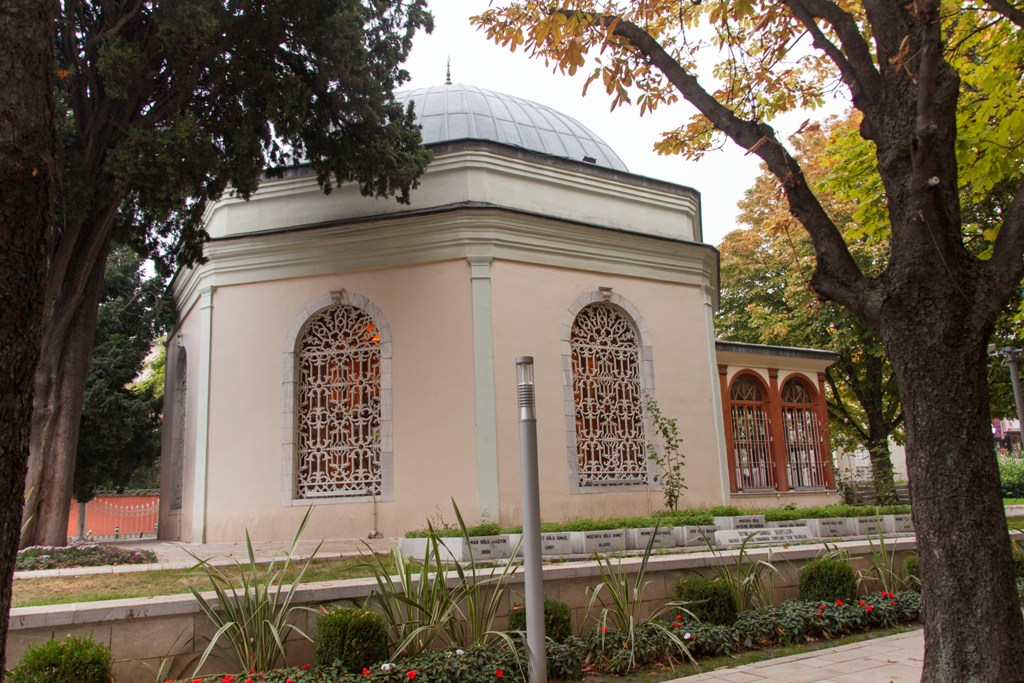 OSMAN GAZİ TÜRBESİ – BURSA - Tarih Gezisi